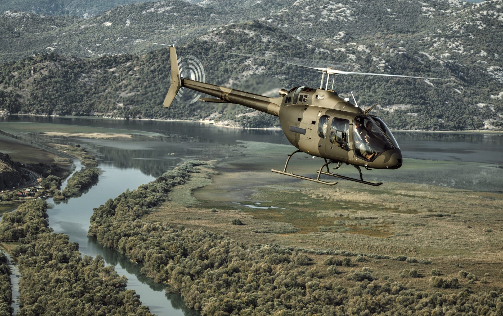 Bell 505 Jet Ranger X - Hélicoptère de formation et de service ...
